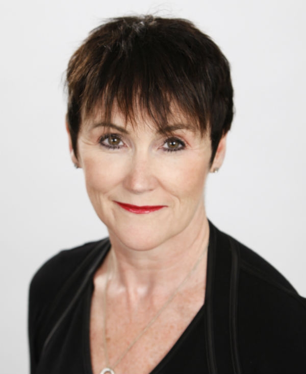 Robin Vincent steps down as managing director of Clarins UK