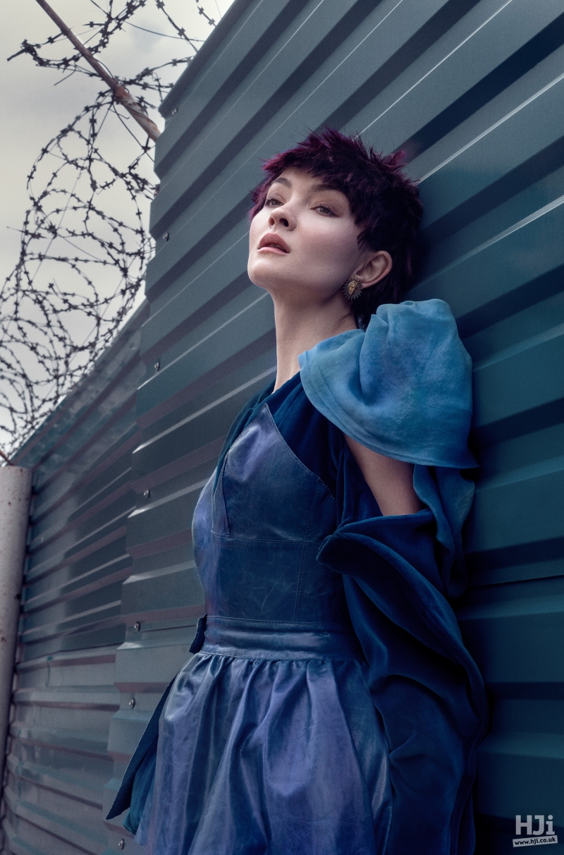 Short Cut With Colour Fringe