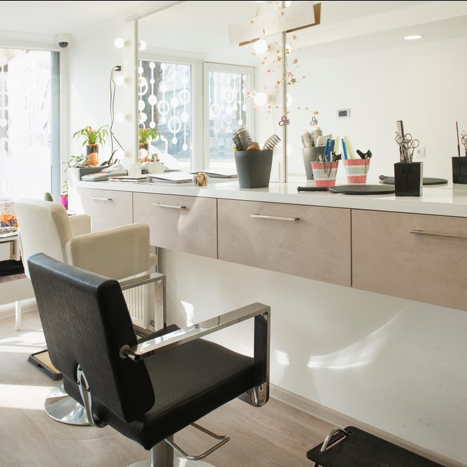 10 tips for launching a home salon